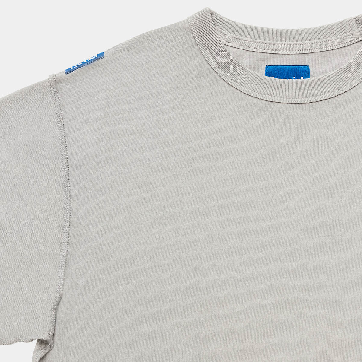 Larriet Blind Tee - Grey